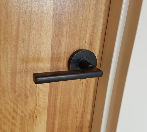 How to Fit Door Handles and Hinges – MODA Doors